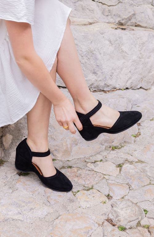 L'AMOUR DES PIEDS L'Amour des Pieds Orva Wedge Sandal